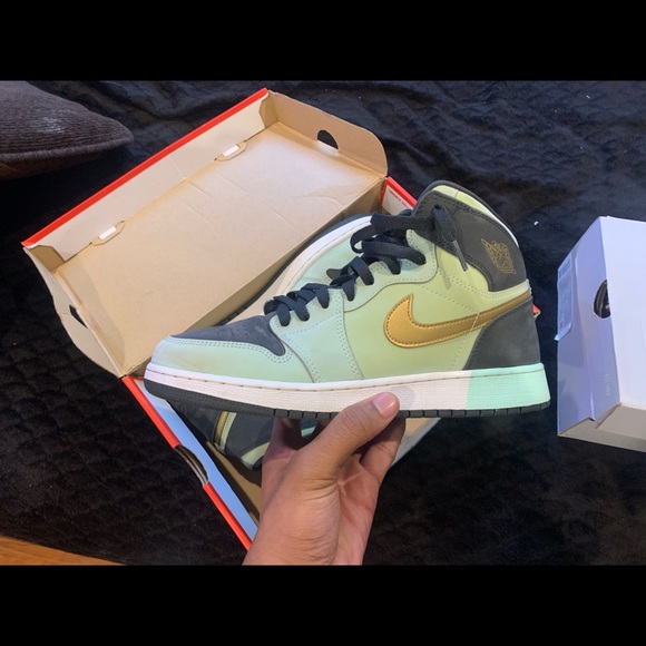 Jordan | Shoes | Nike Mint Retro S | Poshmark
